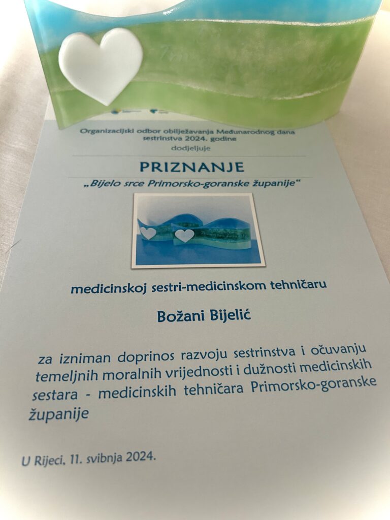 Nagrada "Bijelo srce" našoj zdravstvenoj voditeljici - Učenički dom Kvarner